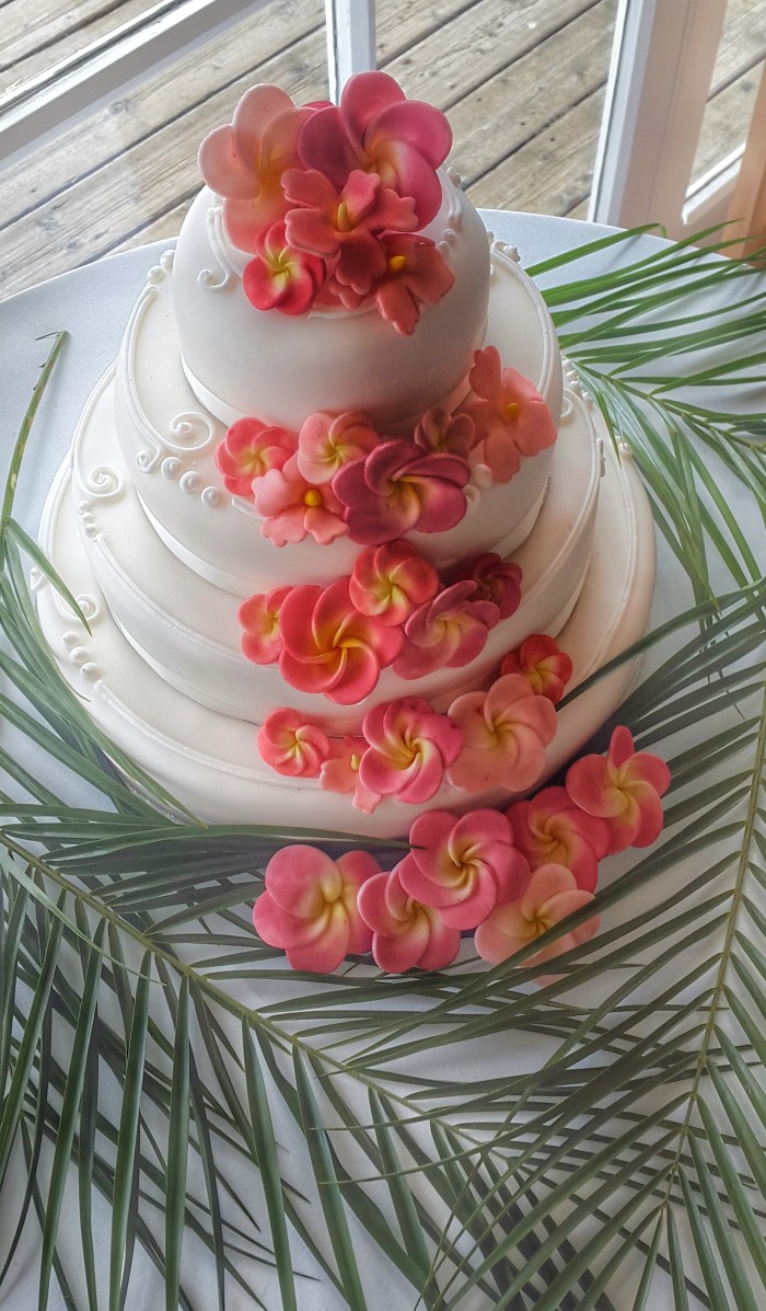 Fijian style wedding cake - Sunday Baking